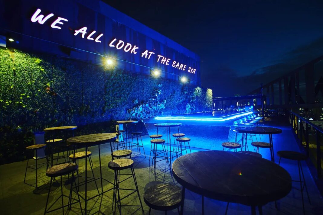 Discover 6 Rooftop Bars in Makati City - Go for Lokal [g4l] Philippines