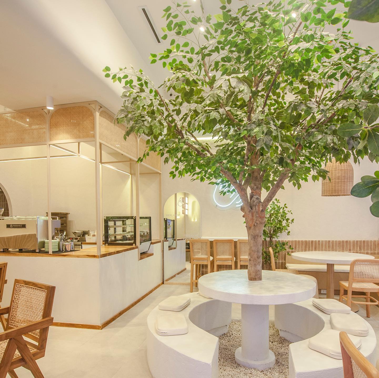 10 Aesthetic Cafes Around Metro Manila That are Perfect for Dates - Go ...