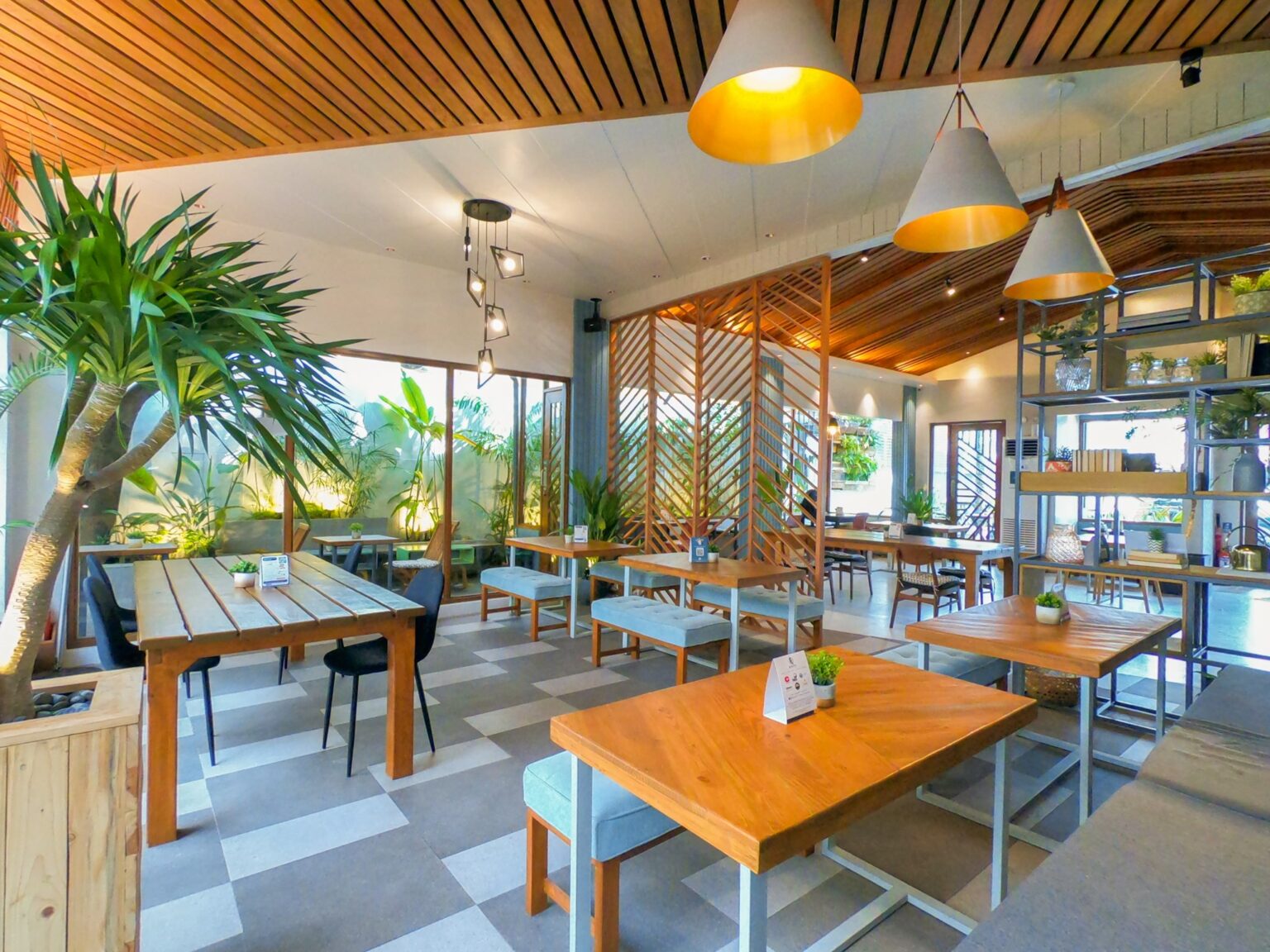 11 Cafes You Should Visit at BF Homes Paranaque - Go for Lokal [g4l ...